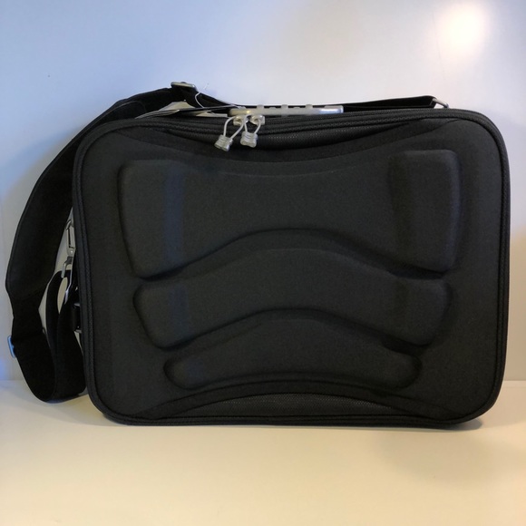 Oakley | Bags | 926600 Oakley Home Office Computer Briefcase | Poshmark